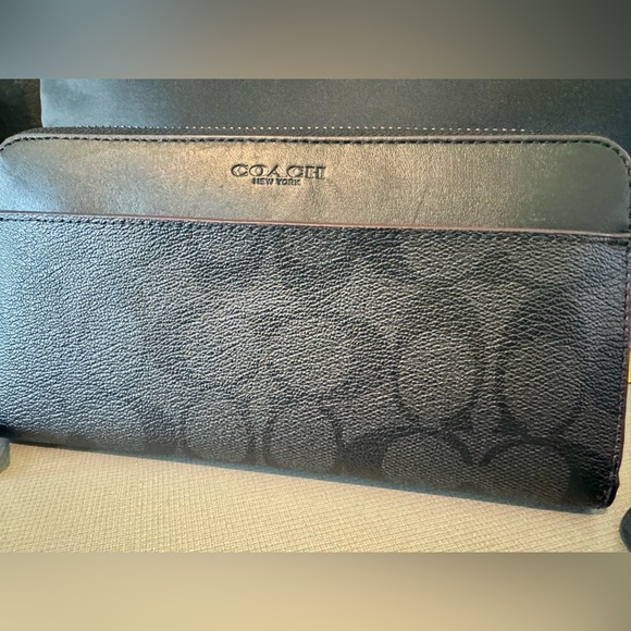 Coach | Accessories | Coach Accordion Wallet In Signature Canvas ...